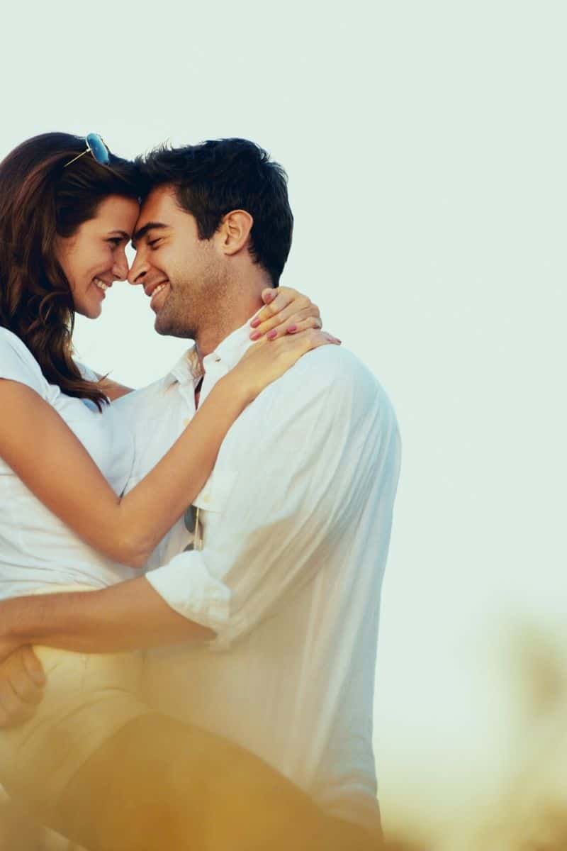 5 Zeichen, dass du eine echte emotionale Verbindung mit deinem Partner ...