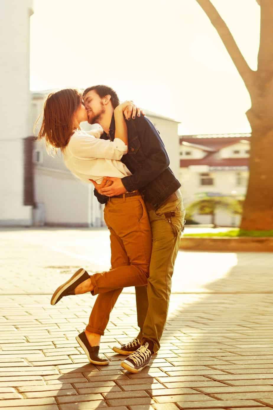 Richtig Küssen: Der ultimative Leitfaden zum besseren Küssen