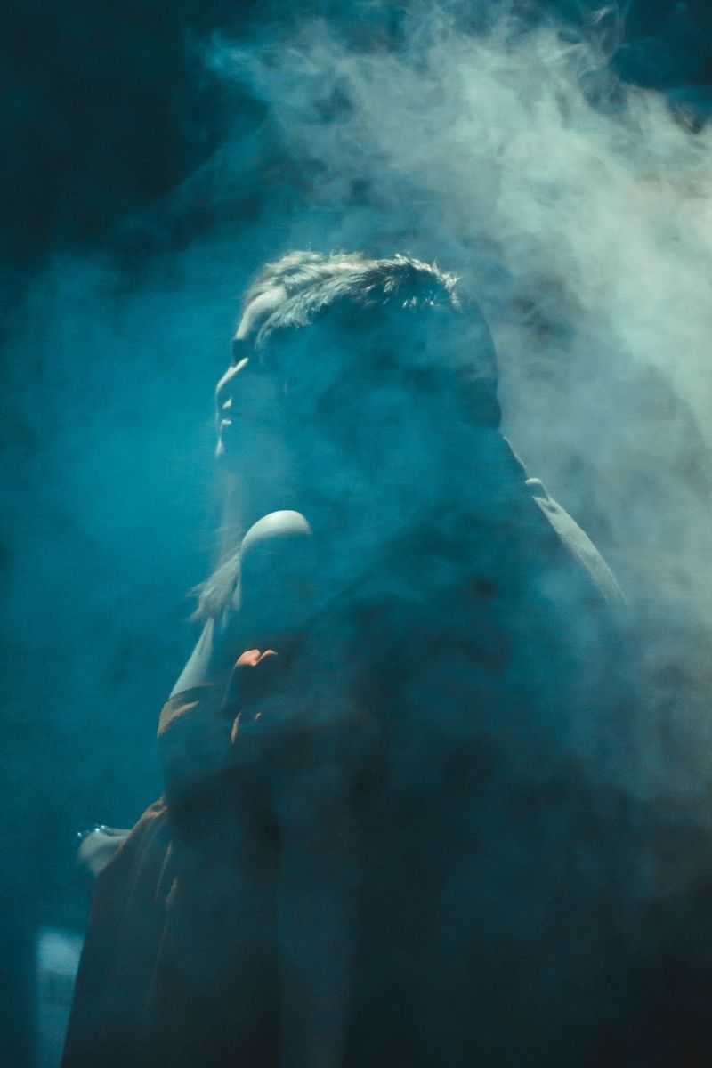 Emotionale Manipulation: 14 Arten, auf die Leute dich im Kopf ...