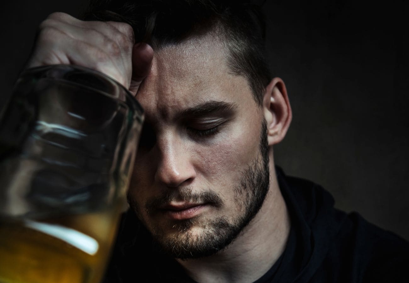9 Dinge, die passieren, wenn ein Narzisst trinkt